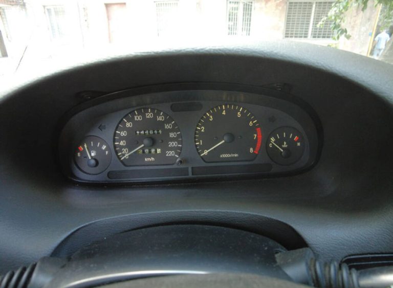 How to Check Your Car's Temperature Gauge? A Step-by-Step Guide